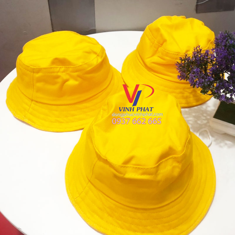 Nón tai bèo cho các bé mầm non màu vàng tươi tắn nổi bật